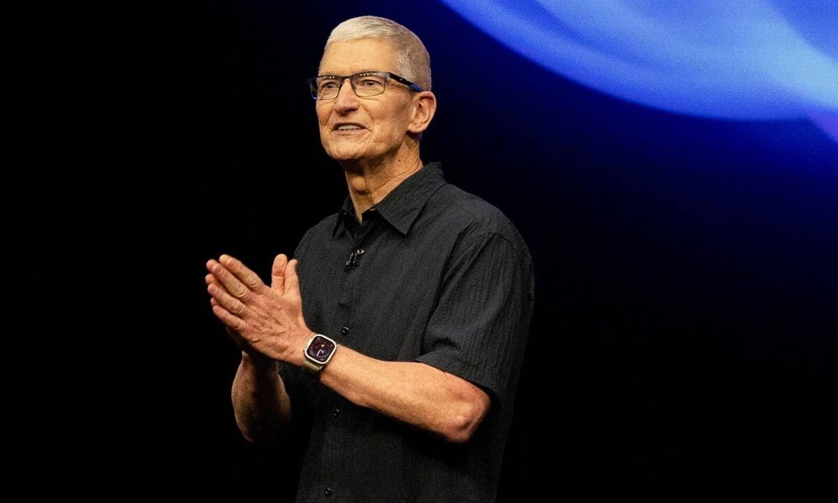 Tim Cook Declares AI a Bigger Revolution Than the Internet: Apple Gears ...