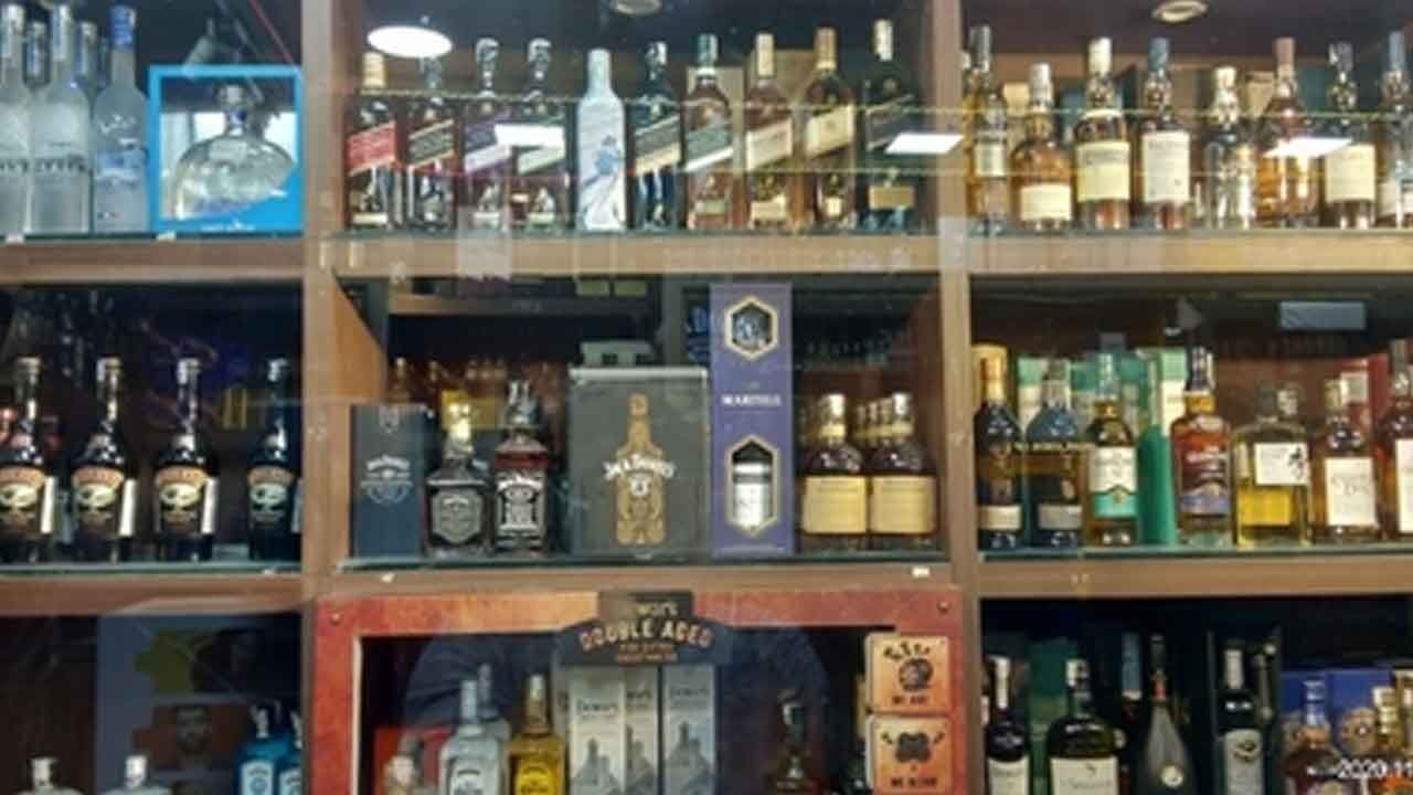 Kerala beverages corporation pushes for online liquor sale in state ...