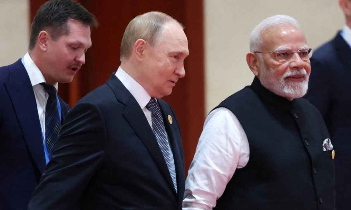 Modi And Putin Hold Bilateral Talks Following Joint Journey At Shanghai ...