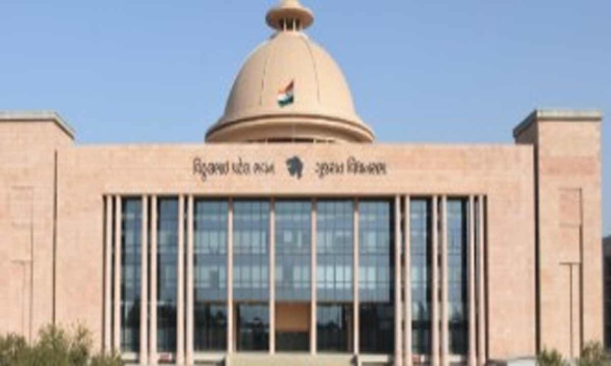 Gujarat’s ‘Tera Tujhko Arpan’ initiative returns stolen goods worth Rs ...