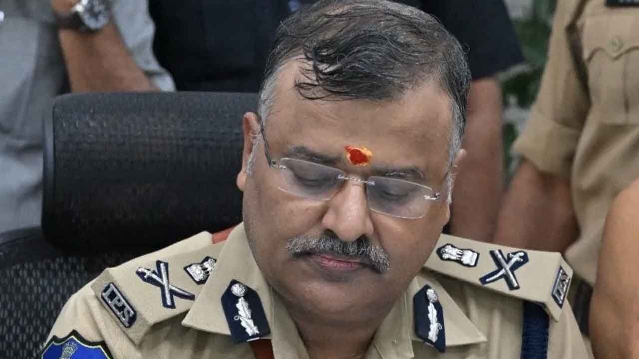Telangana DGP stresses on use of CCTV cameras for railway safety