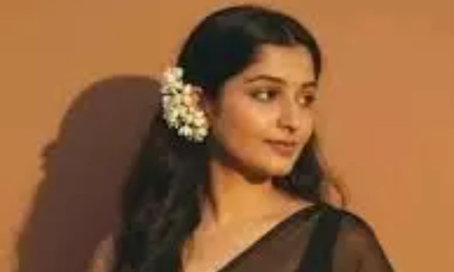 AI Saree Filter Sparks Outrage as Woman Calls Trend ‘Creepy’ in Viral Video