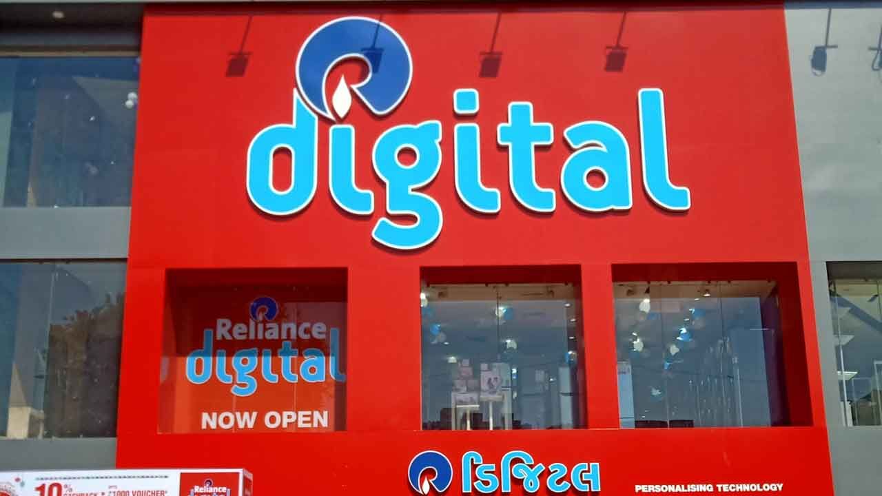 Reliance Digital launches festive offers on iPhones