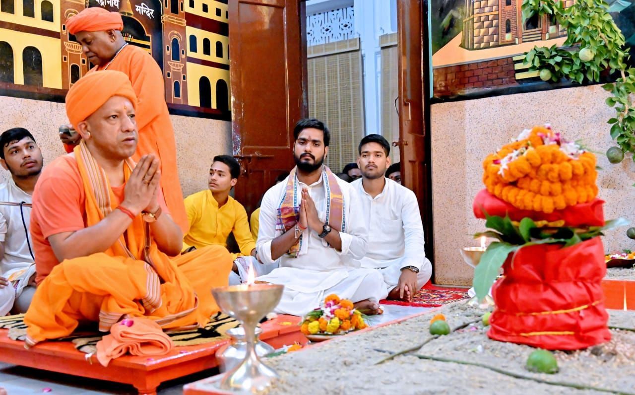 Uttar Pradesh no Longer ‘BIMARU’, Now a Model of Growth, Reveals CAG Report