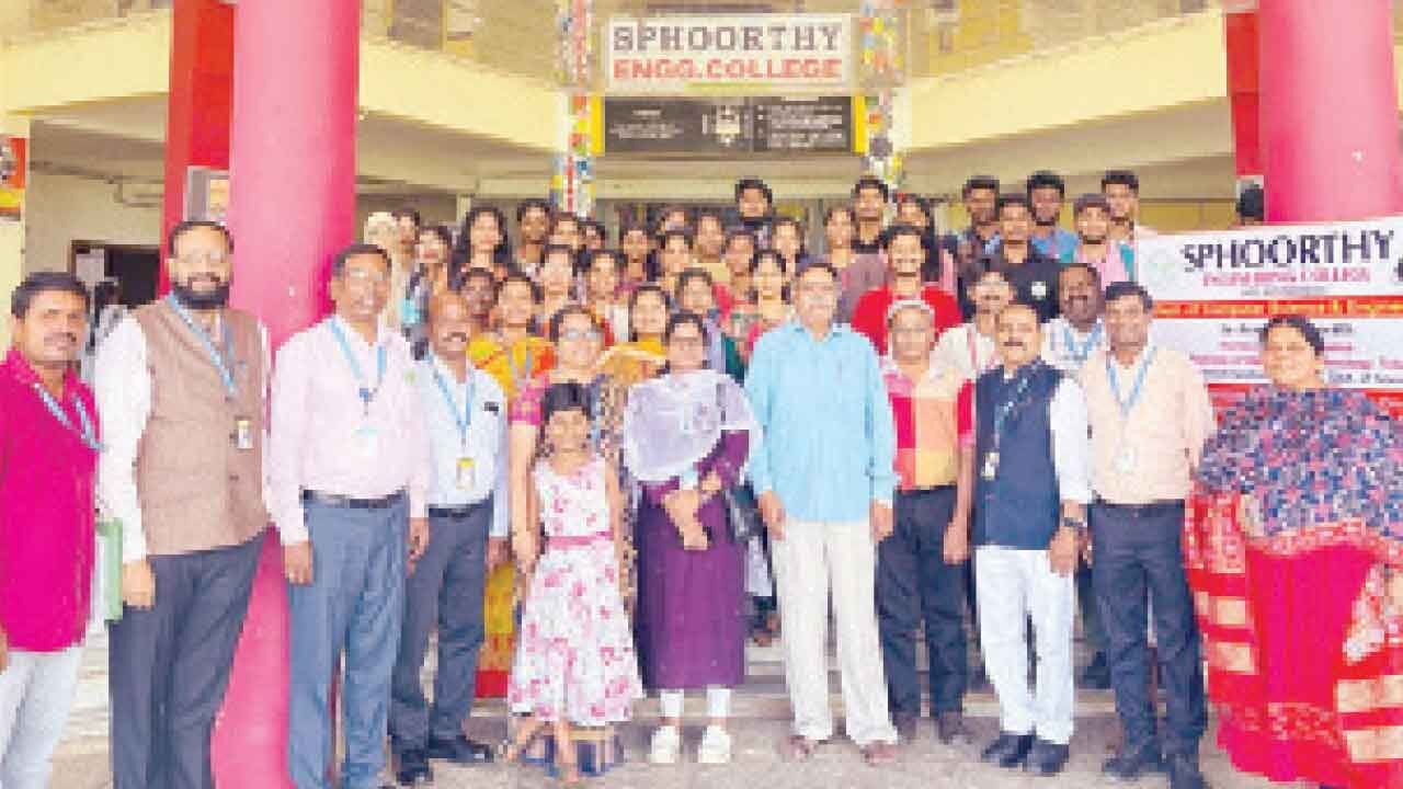 Sphoorthy Engineering College Explores Smart, Sustainable Textiles
