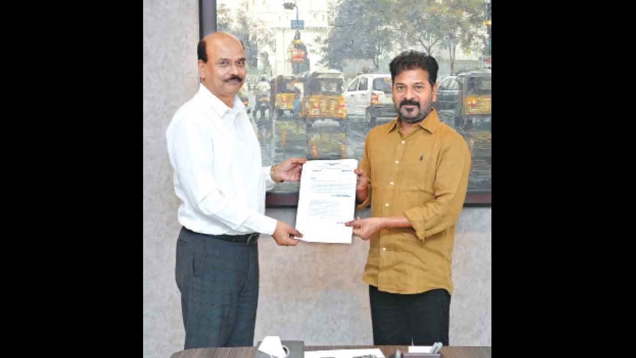 Shivadhar Reddy new DGP of Telangana