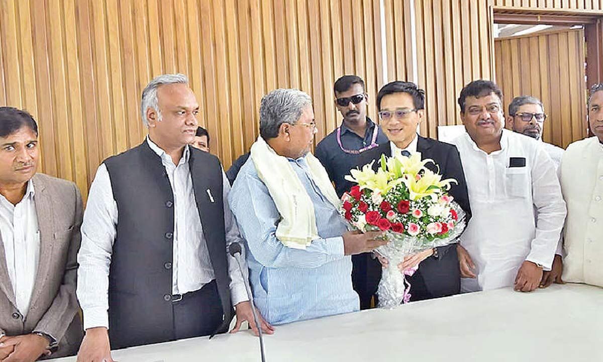 Foxconn India head Robert Wu meets Karnataka CM