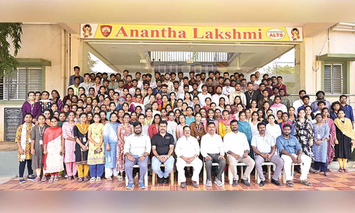 175 students secure placement