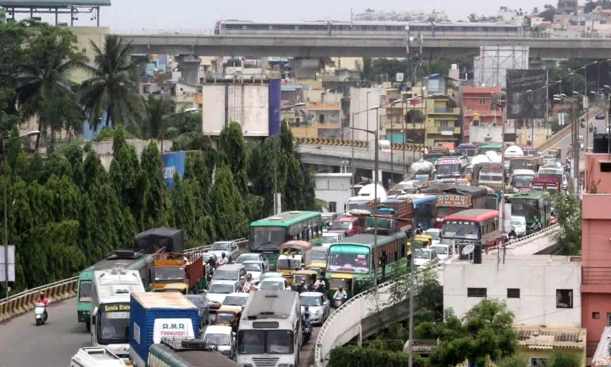 Bengaluru traffic goes hi-tech: Real-time signal countdowns now on your ...