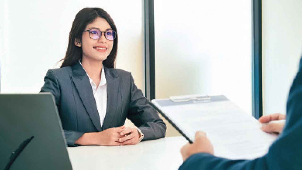 Reshaping learning for the future: Building resume readiness for jobs