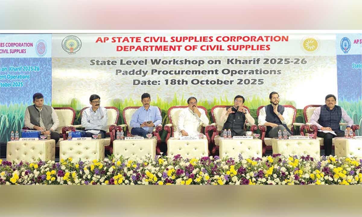 Manohar orders smooth paddy procurement