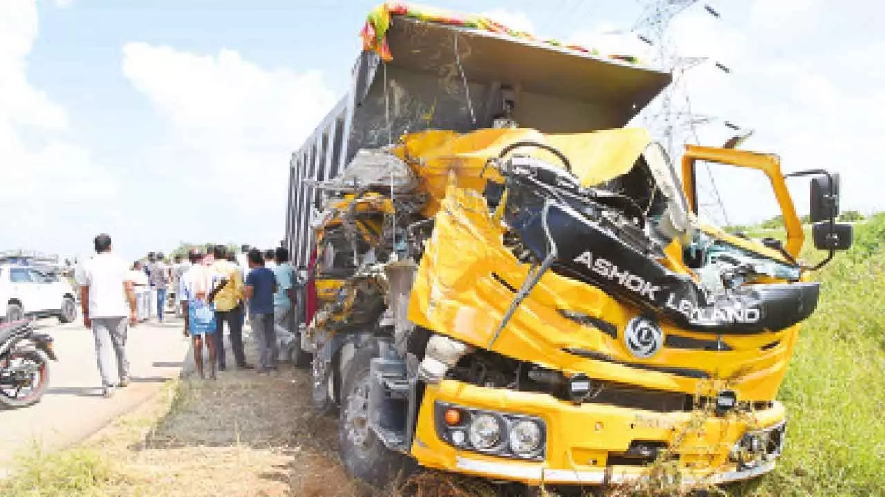 Chevella banyans battle: Heritage vs highway makes NH 163 a 'deadly ...