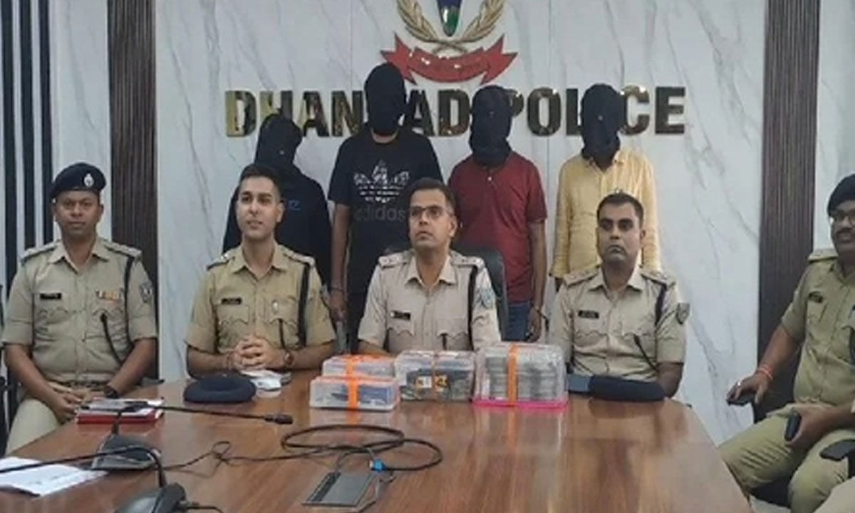 Cash, property deeds seized in raids on Wasseypur gangster Prince Khan ...
