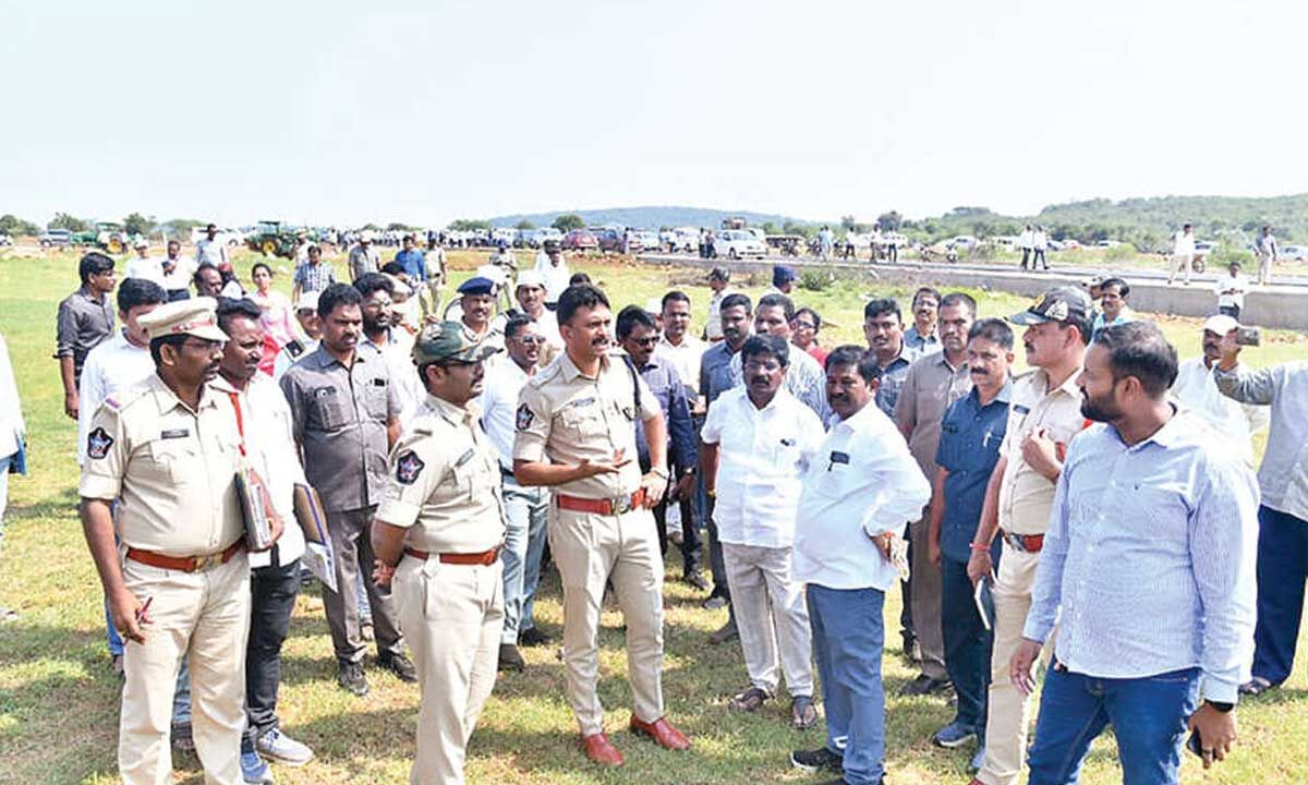 Minister reviews arrangements for CM’s visit