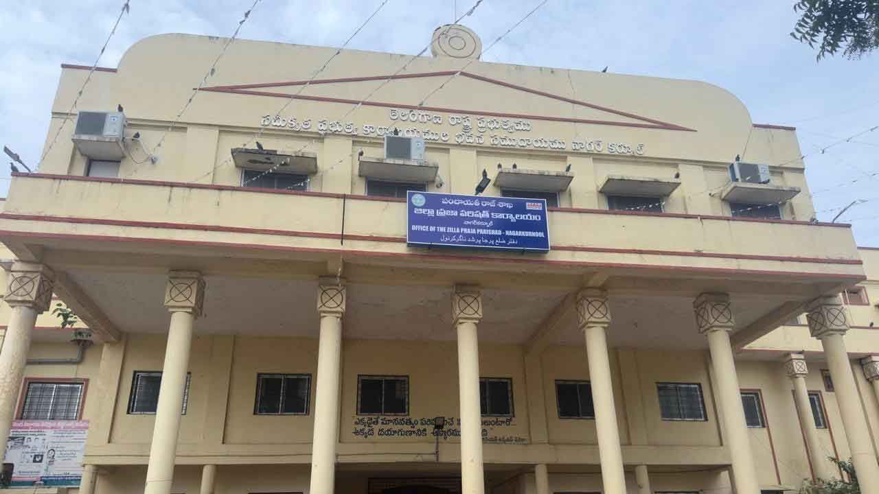 Water Crisis at Old Collectorate – Employees Facing Severe Inconvenience