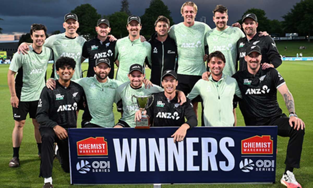 Henry, Chapman star as New Zealand seal 3-0 clean sweep