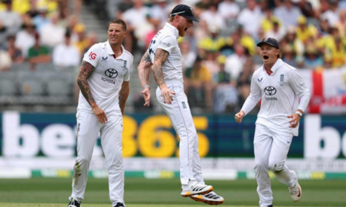 Ashes: Cook urges Stokes & Co. to play against PM’s XI & ‘not just ...