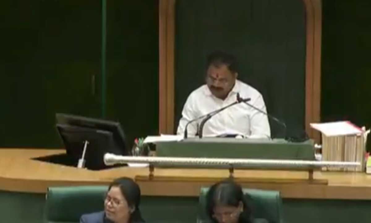 Maha govt tables bill to address concerns over conveyance deeds for new ...