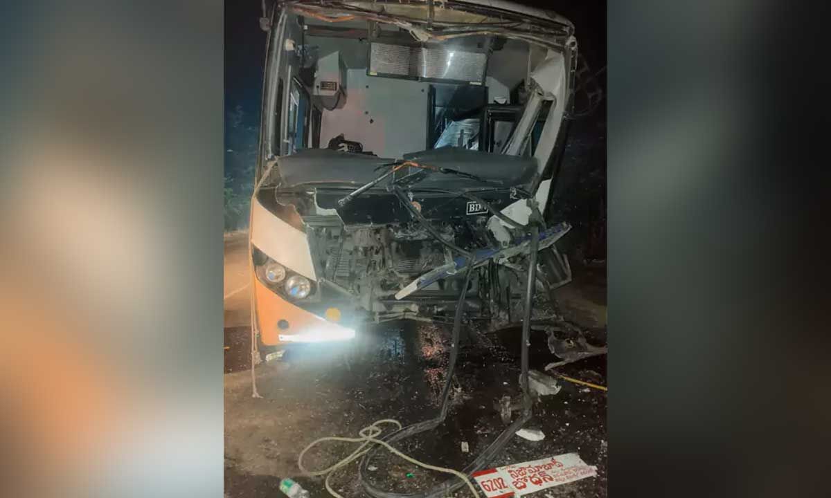 Tragic Road Accident Claims Life and Injures 36 in Khammam District