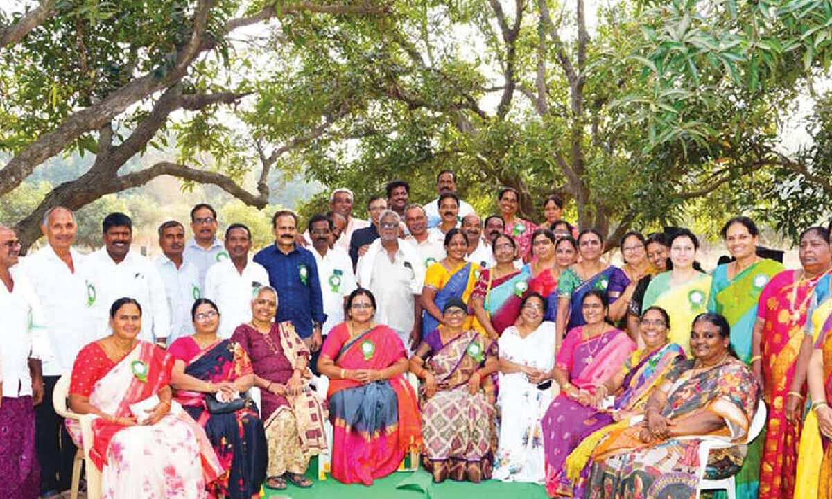 Alumni meet marks launch of annual talent scholarships