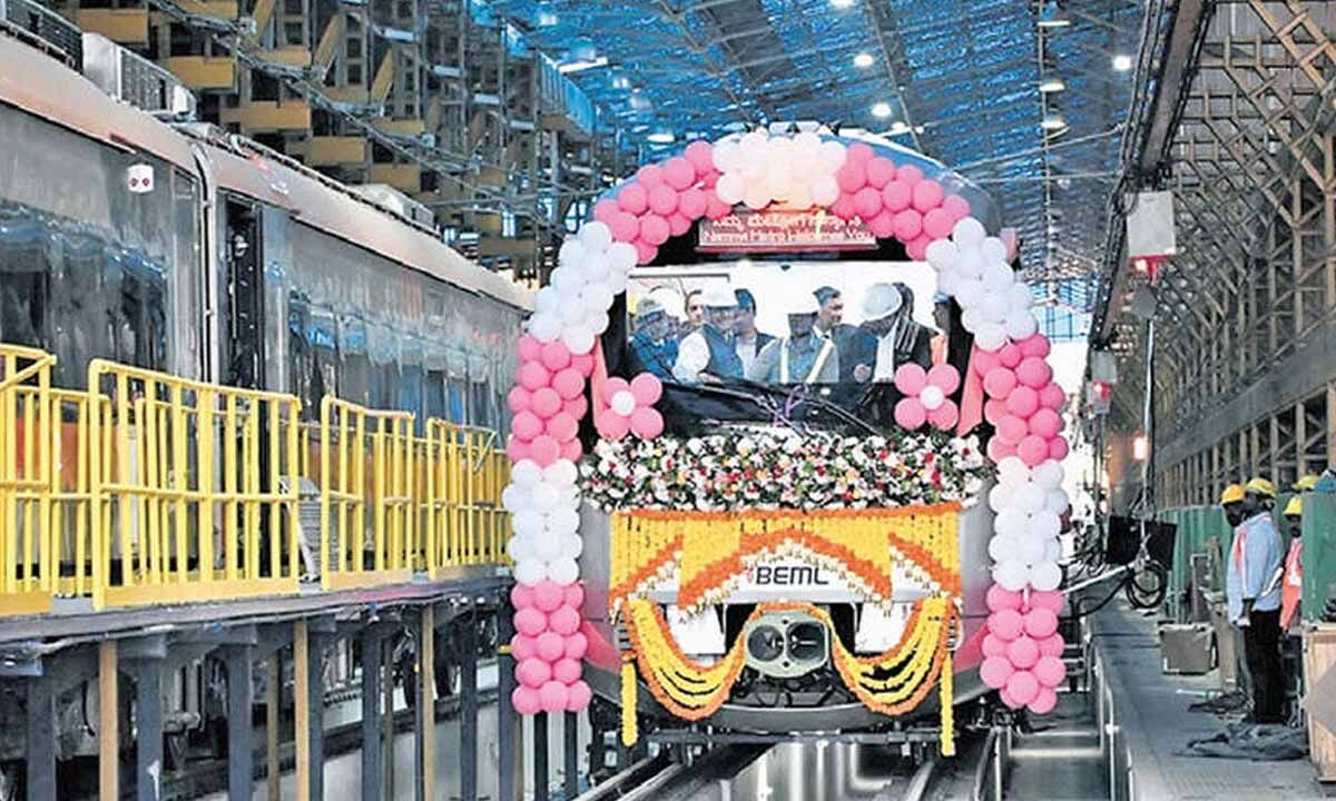 Driverless Metro train for Pink Line reaches Kothanur depot