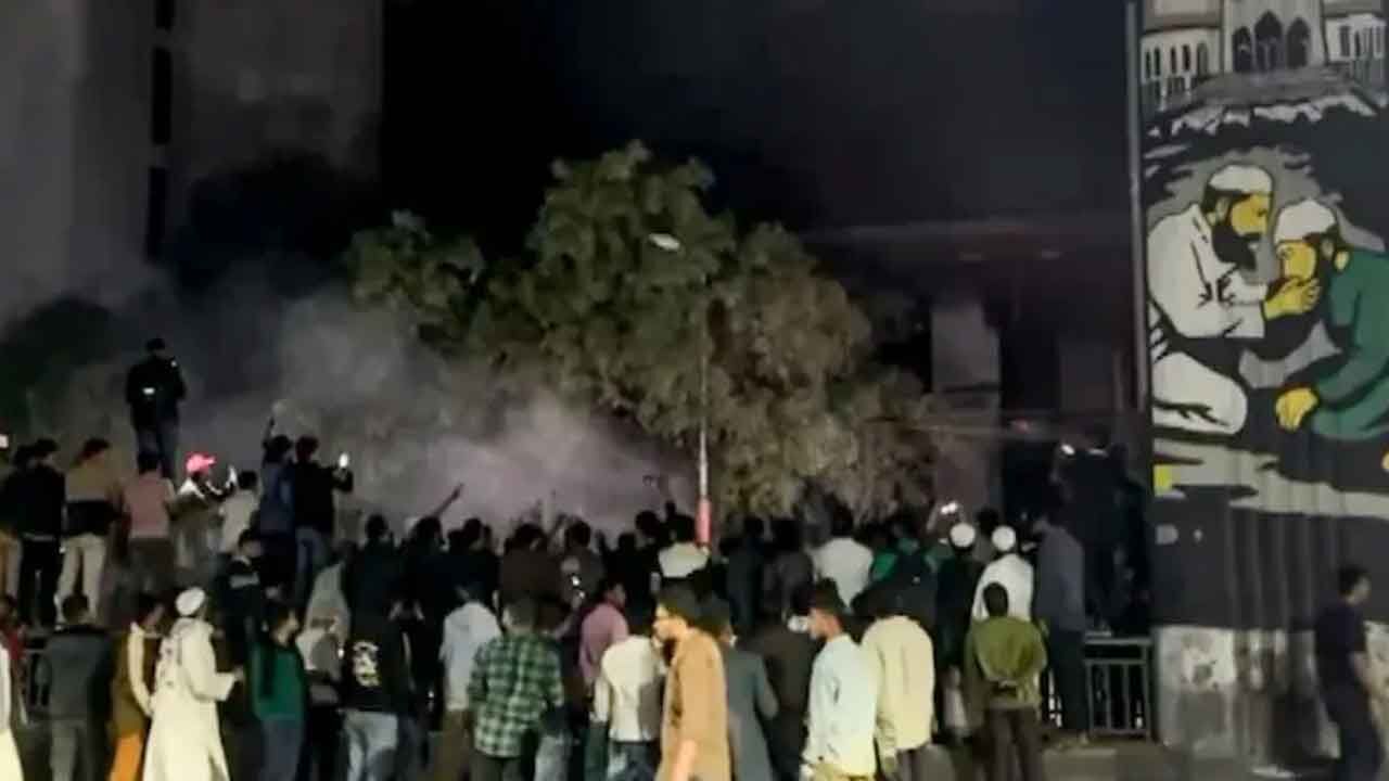 Crude Bomb Explosion In Dhaka Kills Man As Tarique Rahman’s Return ...