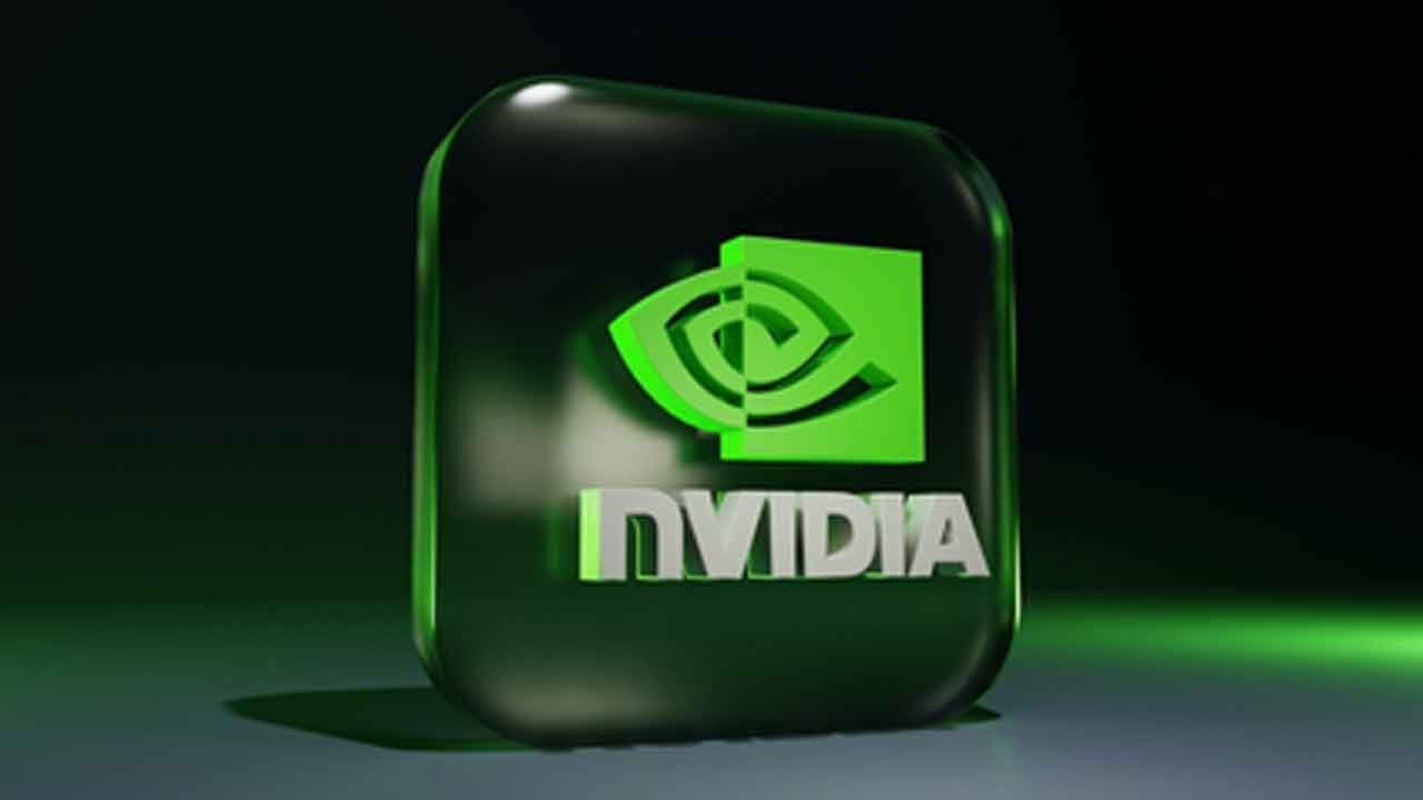 Silver overtakes Apple, Alphabet in market value, expected to surpass ...