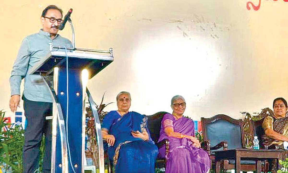 ‘Navvula Vindu’ programme entertains audience