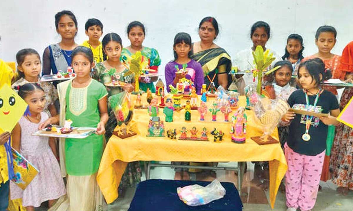 Sankranti celebrations held at Tagore Library