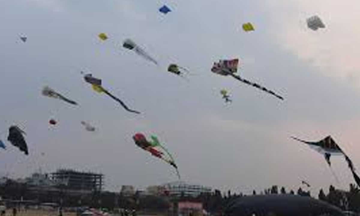 Final Day of Hyderabad Kite Festival Draws Huge Crowds