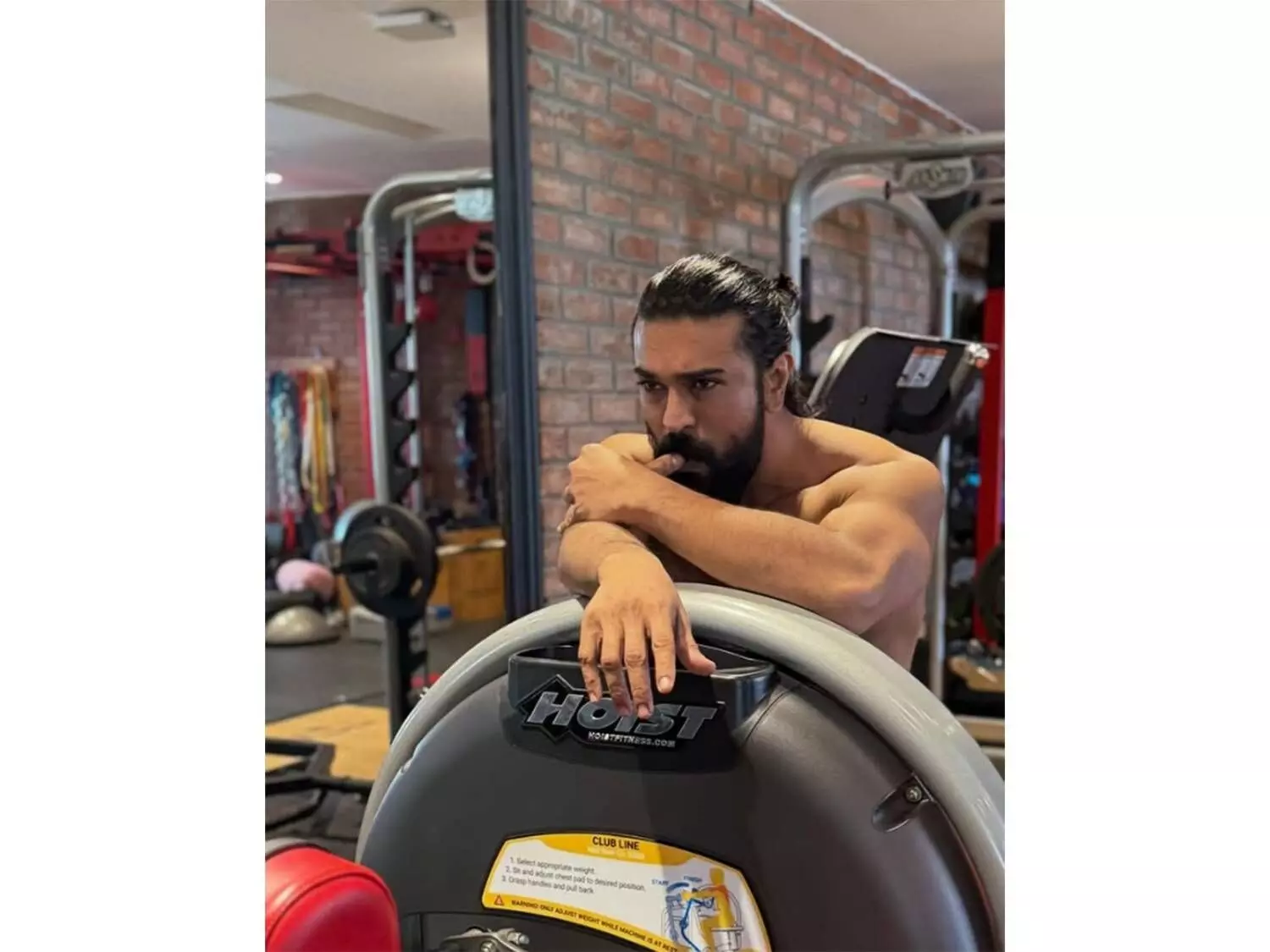 Ram Charan flaunts intense workout look for ‘Peddi’, fans dub him ...