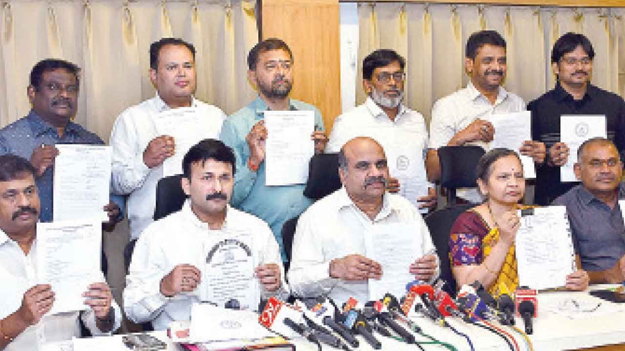 Doctors Democratic Panel enters first ever online APMC race