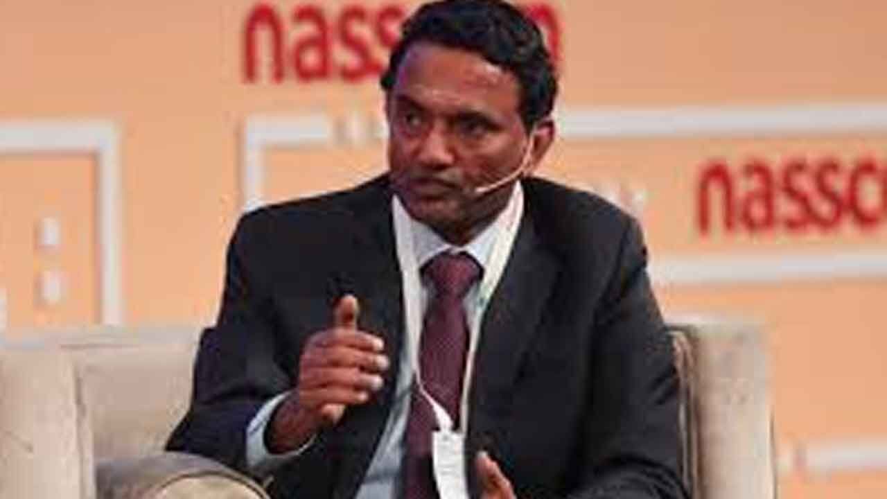 TCS CEO Urges Bold AI Adoption Despite Revenue Risks Amid Workforce Decline