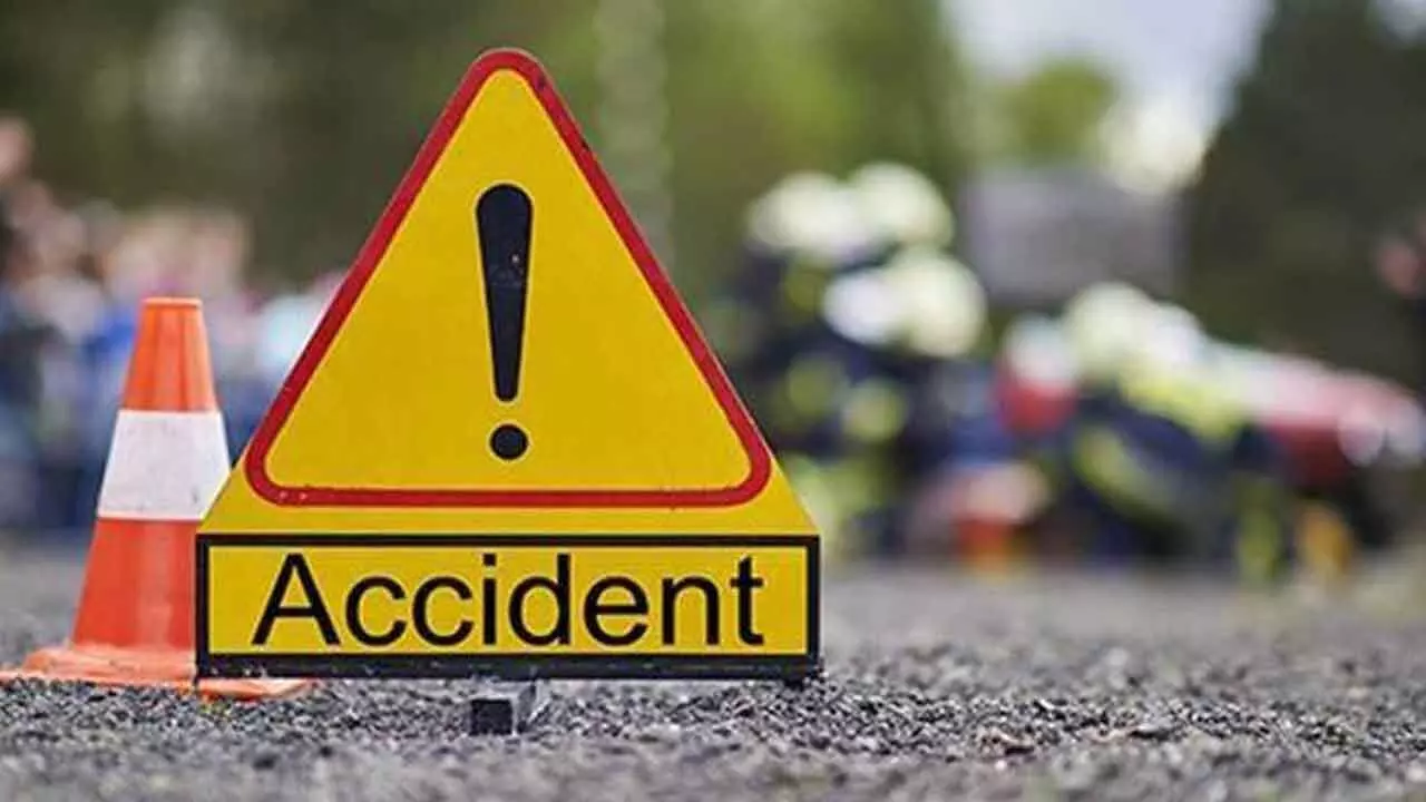 RTC Bus Overturns Near Kolagatla in Nellore; Five Injured