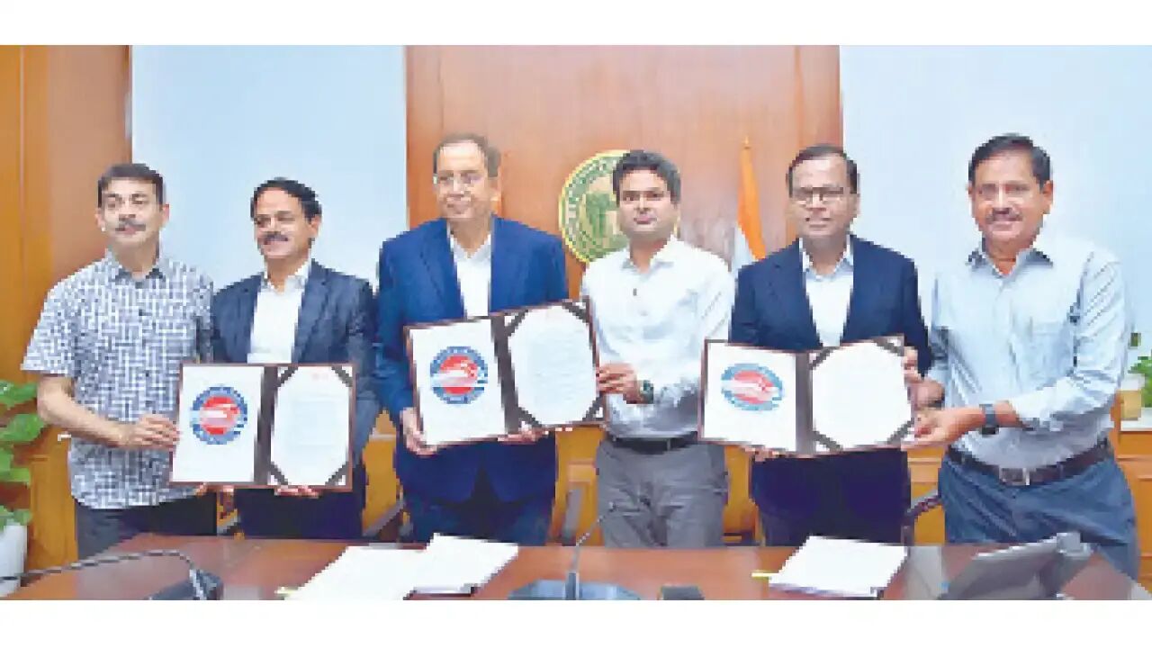 Govt takes over Hyd Metro from L&T