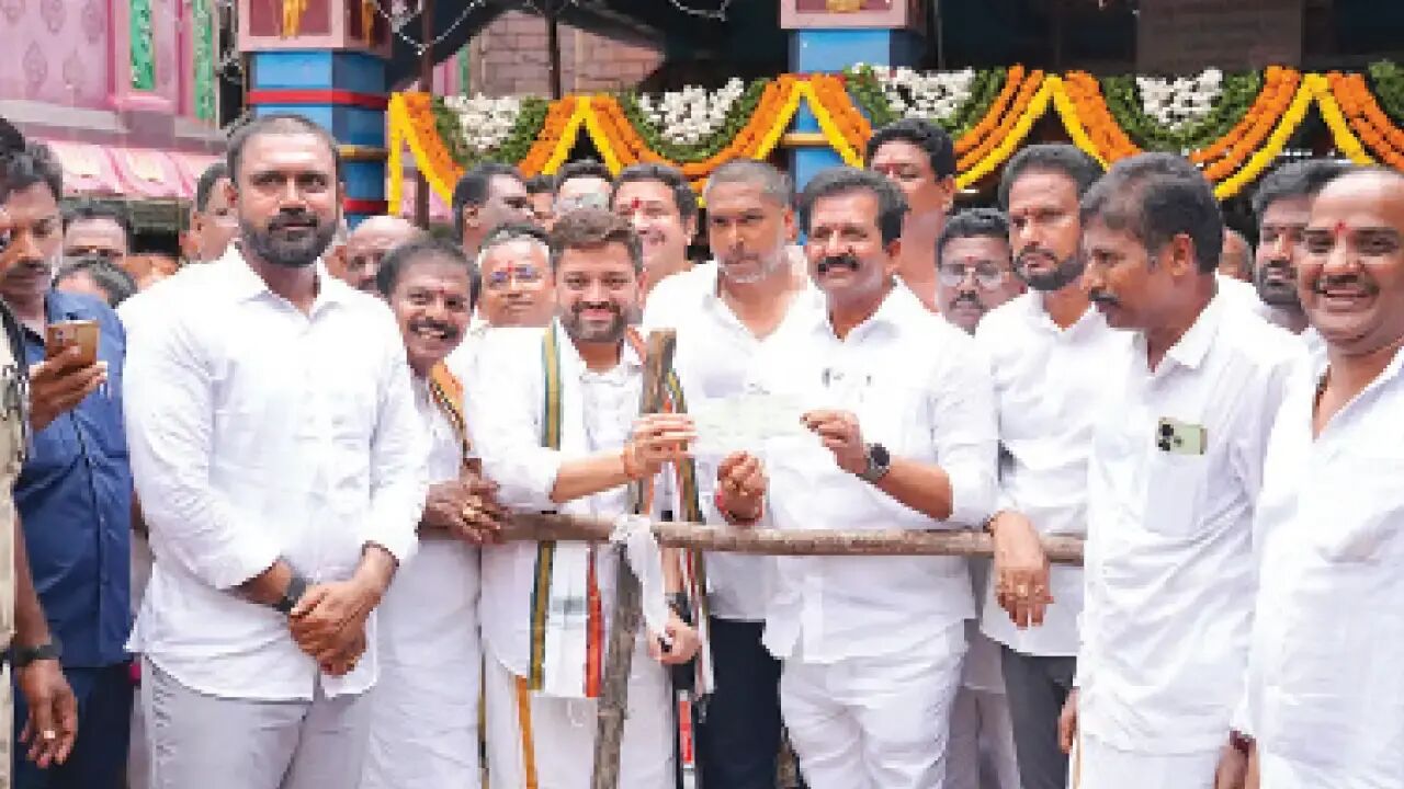 BJP leader donates for temple development