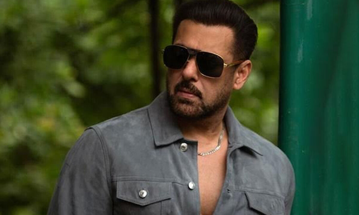 Another Telugu banner to join hands with Salman Khan after SVC!