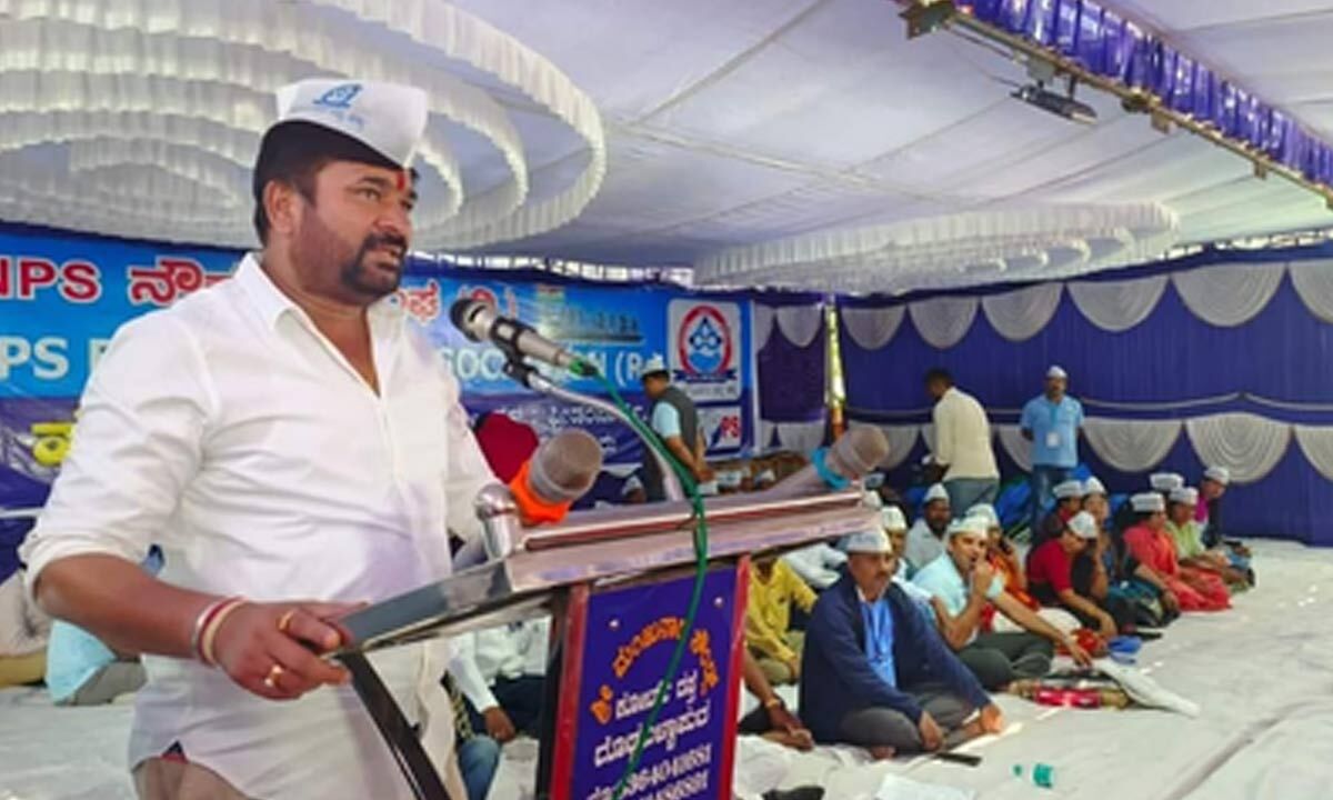 Karnataka Congress MLA Vinay Kulkarni disqualified after conviction in ...