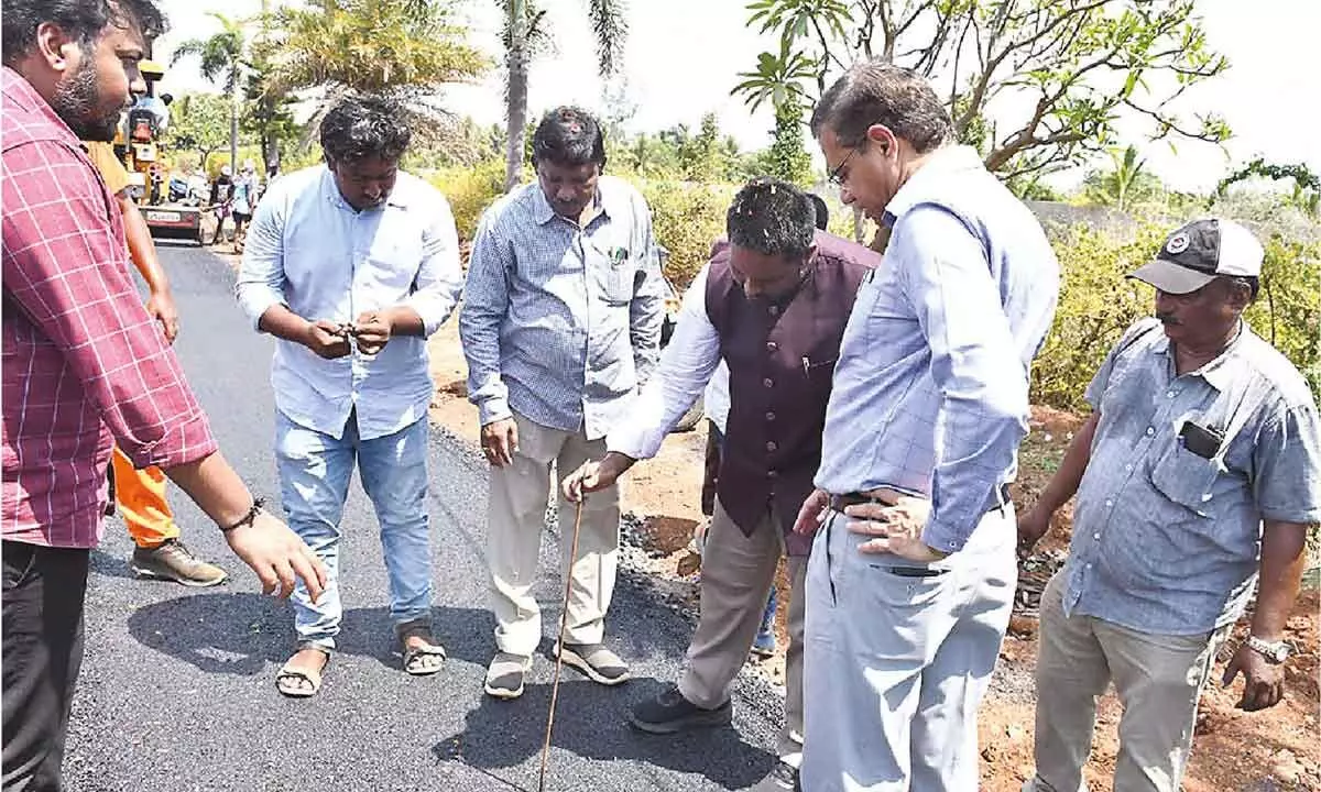 Shortage of asphalt supplies disrupts construction of key roads in ...