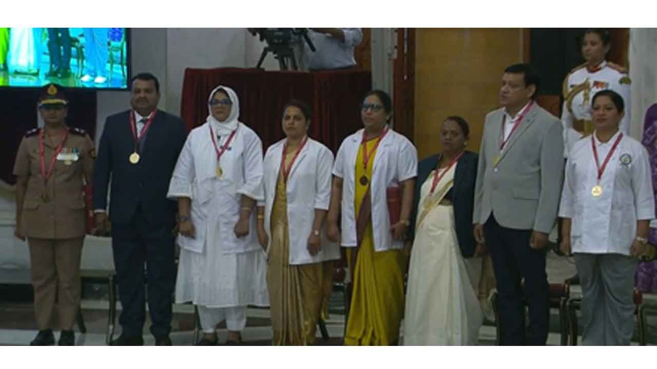 Prez Murmu honours nursing personnel with National Florence Nightingale ...