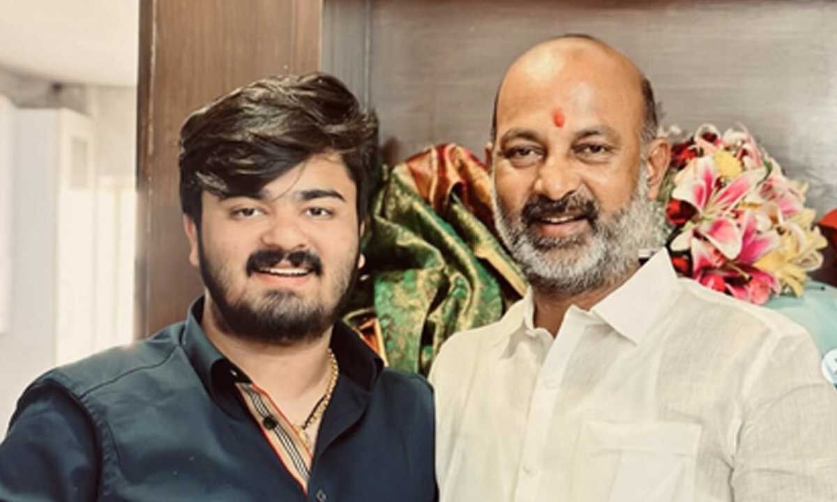 Telangana Police begin questioning Union Minister's son Bandi ...