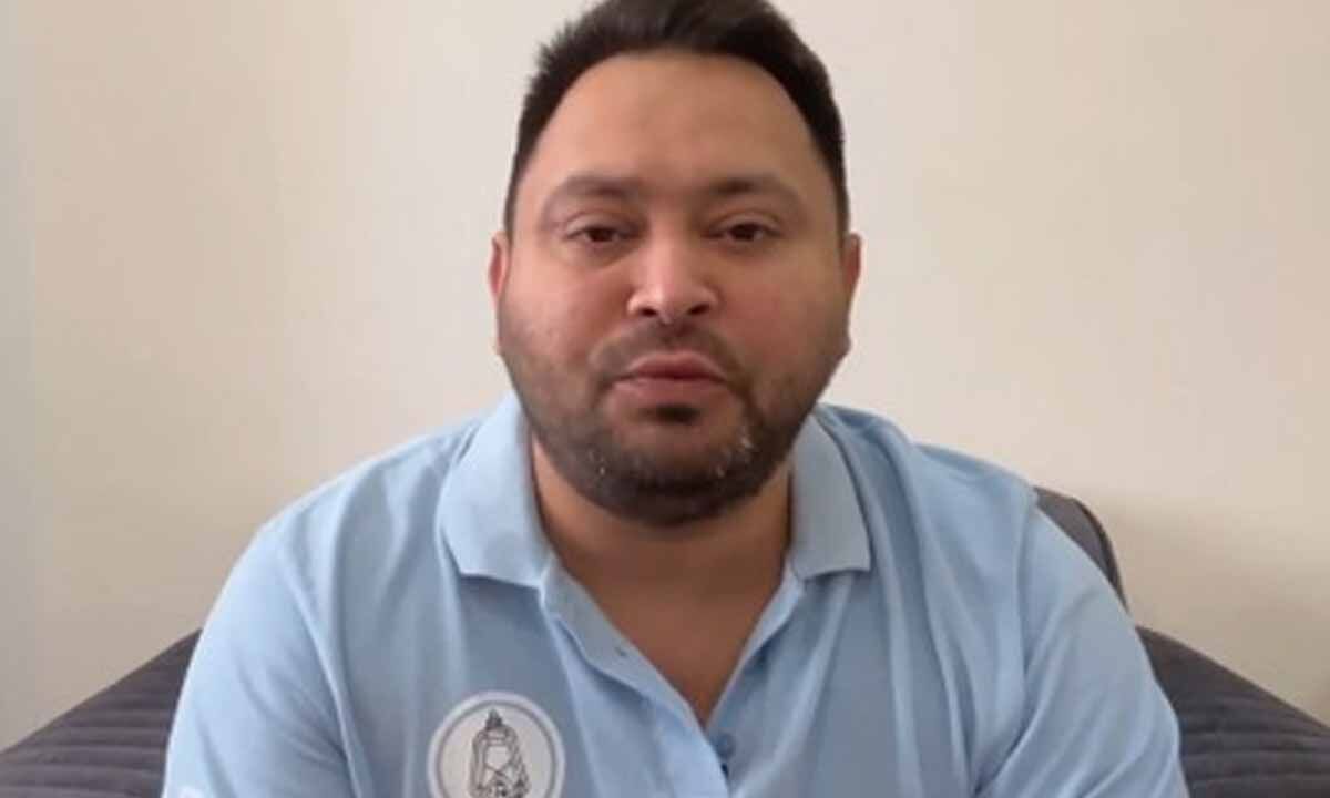 Tejashwi Yadav slams Bihar govt over police action on TRE‑4 protesters