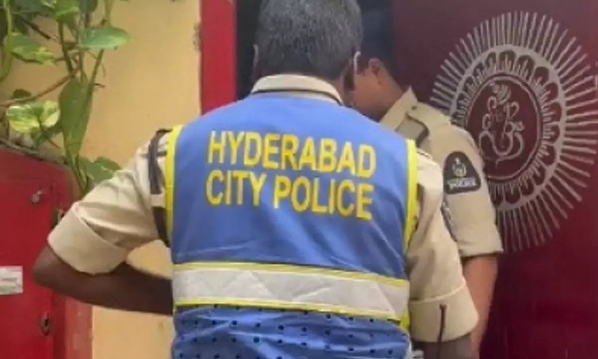 Hyderabad Police hunt for four suspects in advocate’s murder
