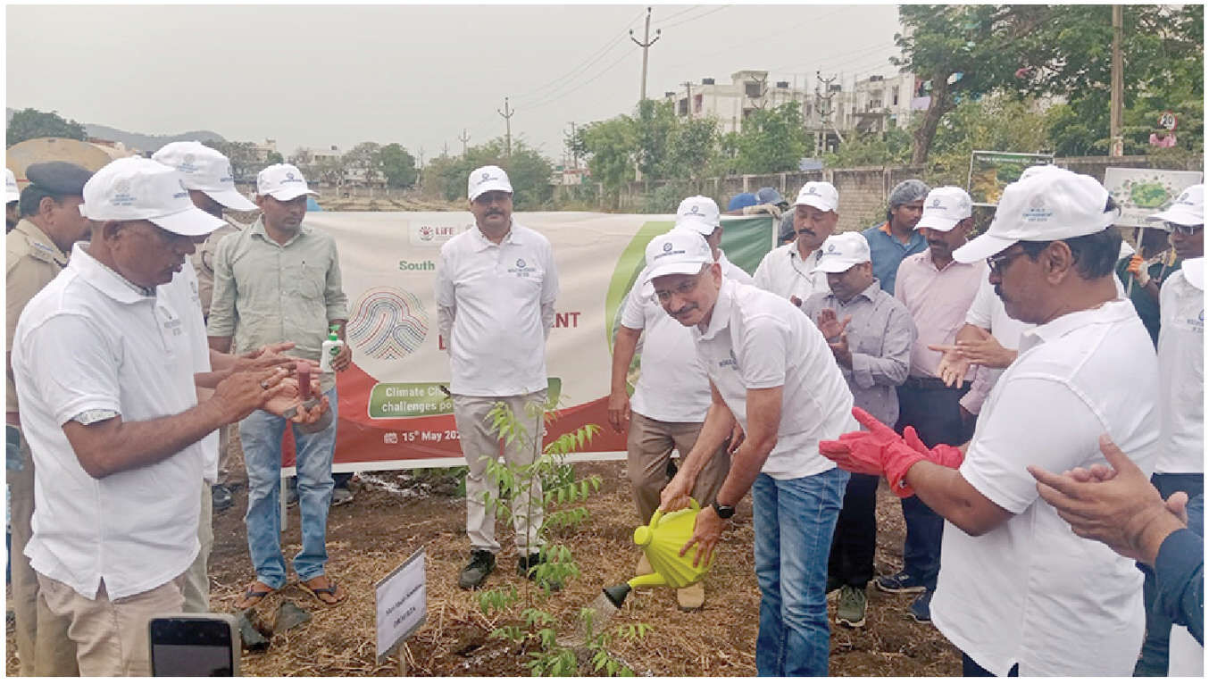 Vijayawada rly division organises plantation drive