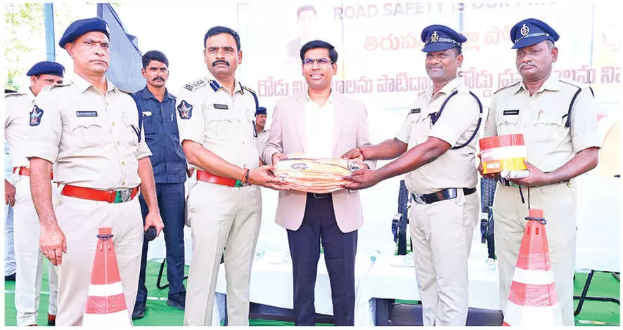 Road safety kits distributed to police personnel