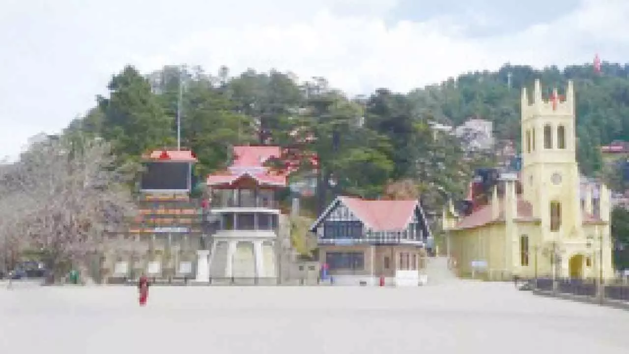 Tourists on 70K vehicles dash to Shimla as plains sizzle