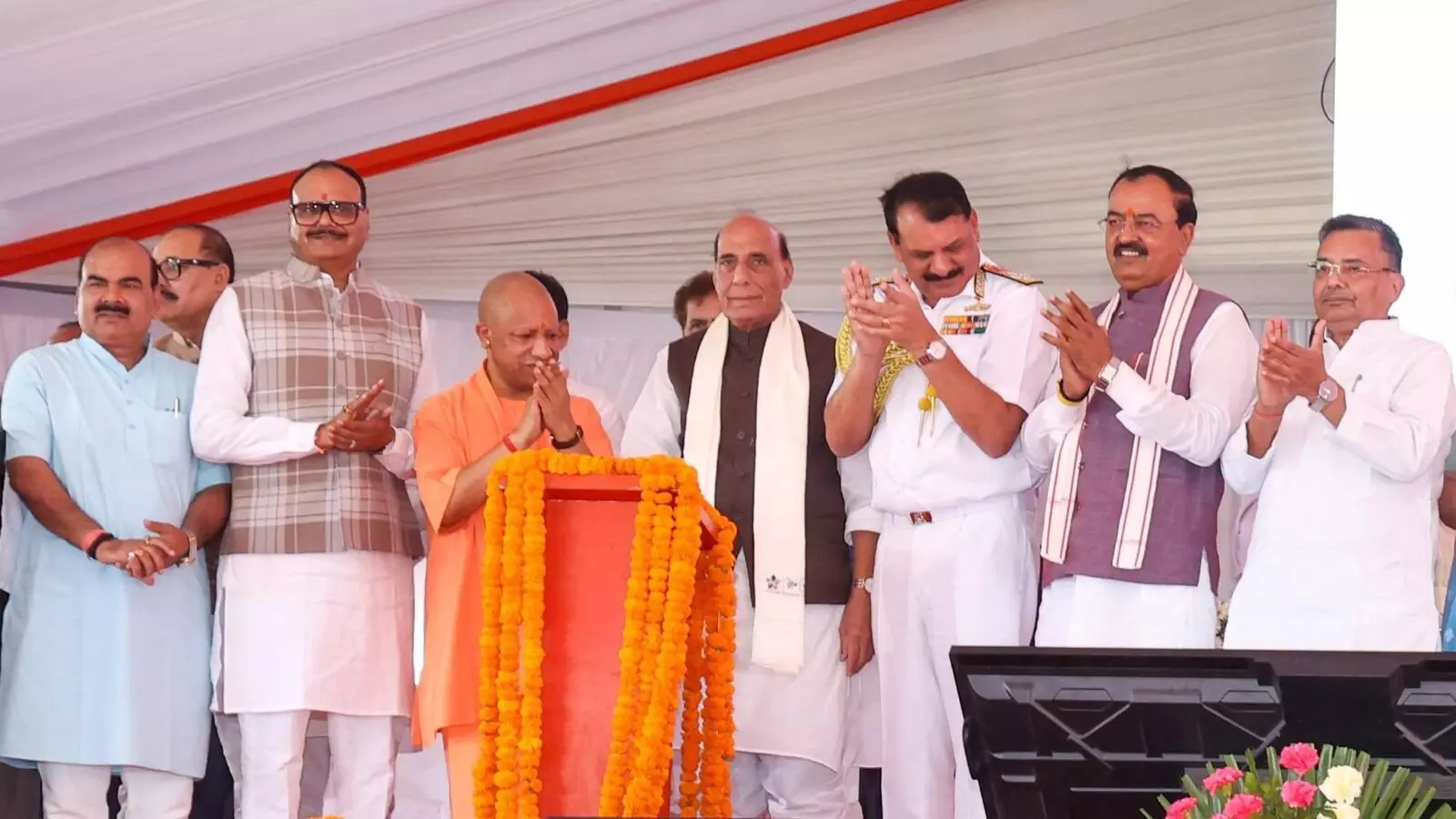 Defence Minister Rajnath and UP Chief Minister Yogi Inaugurate 'Naval ...