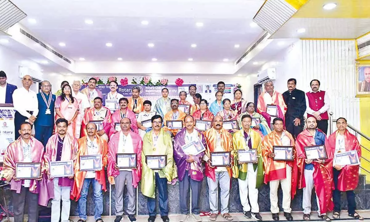 31 honoured with Rotary awards