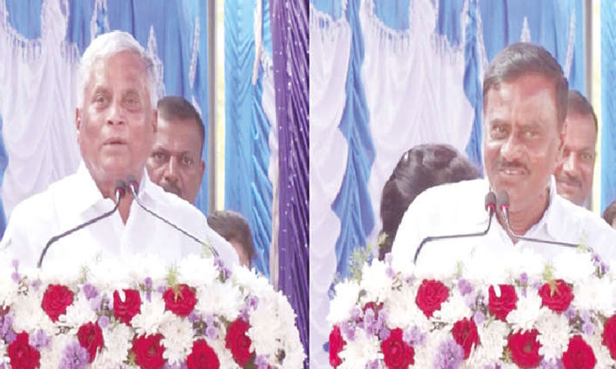Cong MLA Srinivas heaps praise on Union Minister Somanna