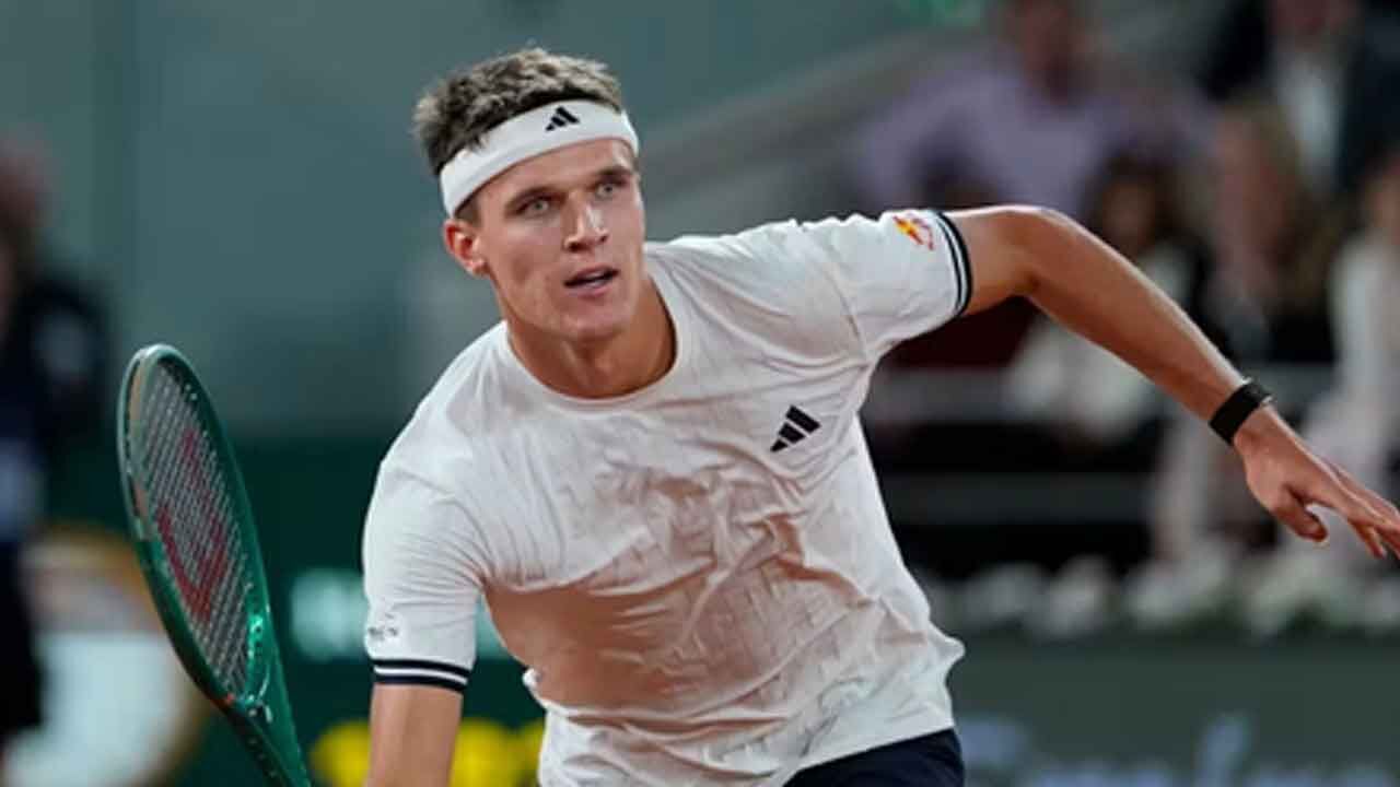 'It was tough to stay focused until the end': Mensik saves 7 match ...